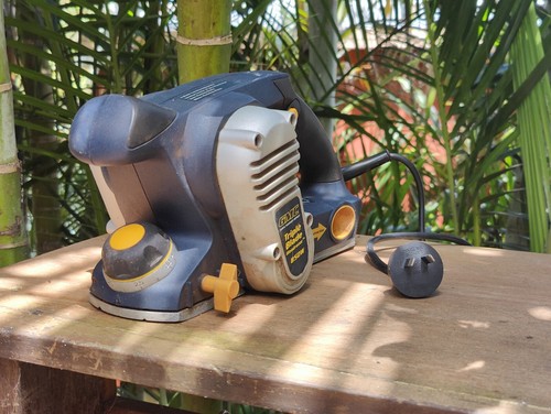 GMC 850w Triple Blade Wood Razor 3BP Includes Case Barely Used Tested ...
