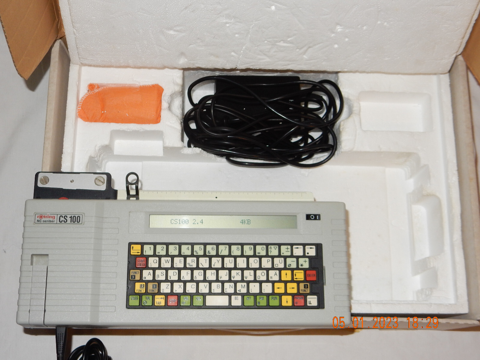 rOtring NC Scriber CS100 mit Fach für Schrifmodule und Netzteil im ...