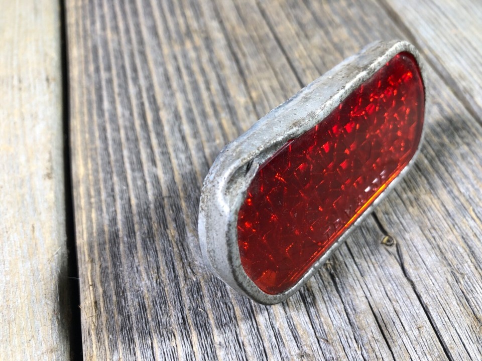 VINTAGE ANTIQUE BIKE BICYCLE GLASS REFLECTOR OVAL RED REFLECTOR USED | eBay
