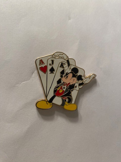 2008 Official Collectors Pin Trading Disney Mickey Mouse Playing Cards ...