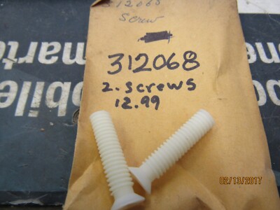 2 NEW OEM OMC JOHNSON EVINRUDE NYLON SCREWS 312068 | eBay