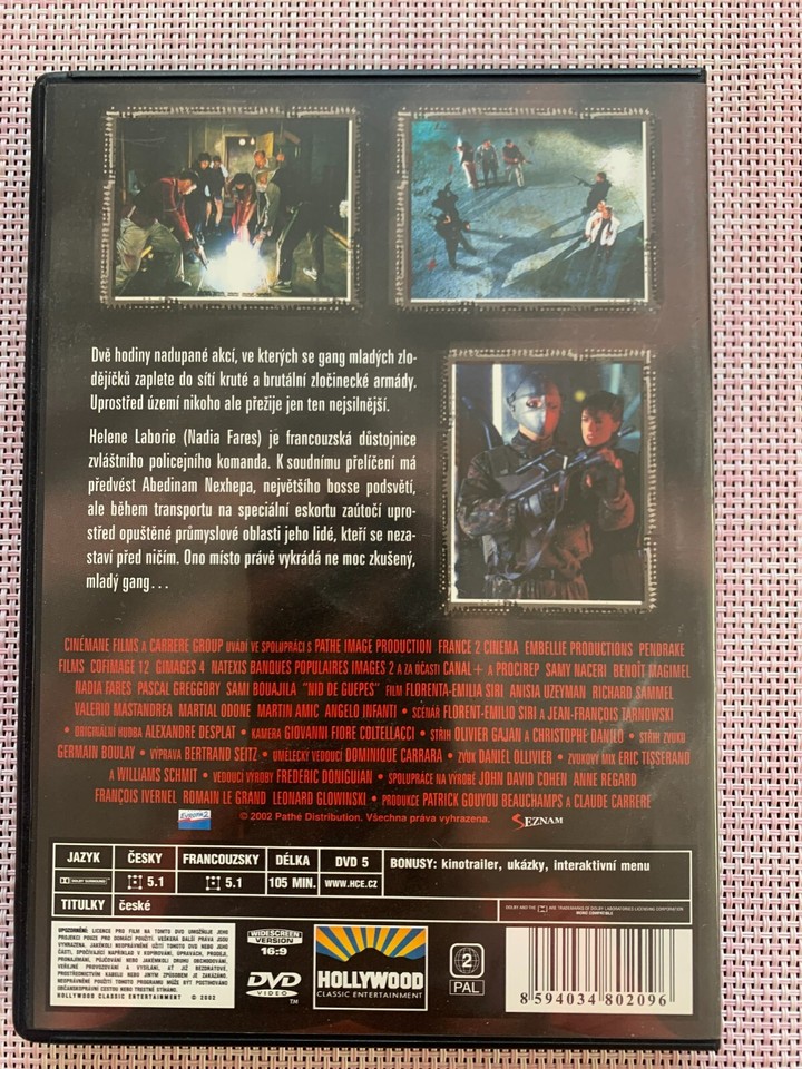 Czech DVD Vosi hnizdo French movie | eBay