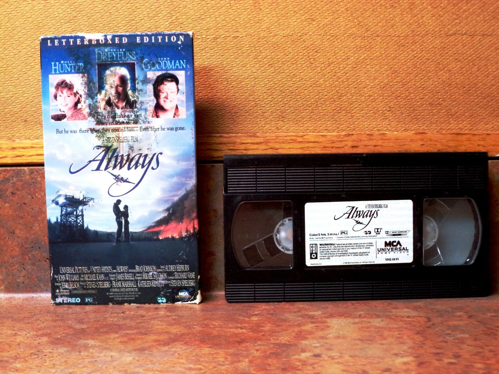 ALWAYS (VHS 1990) Richard Dreyfuss, Holly Hunter, John Goodman, Brad ...