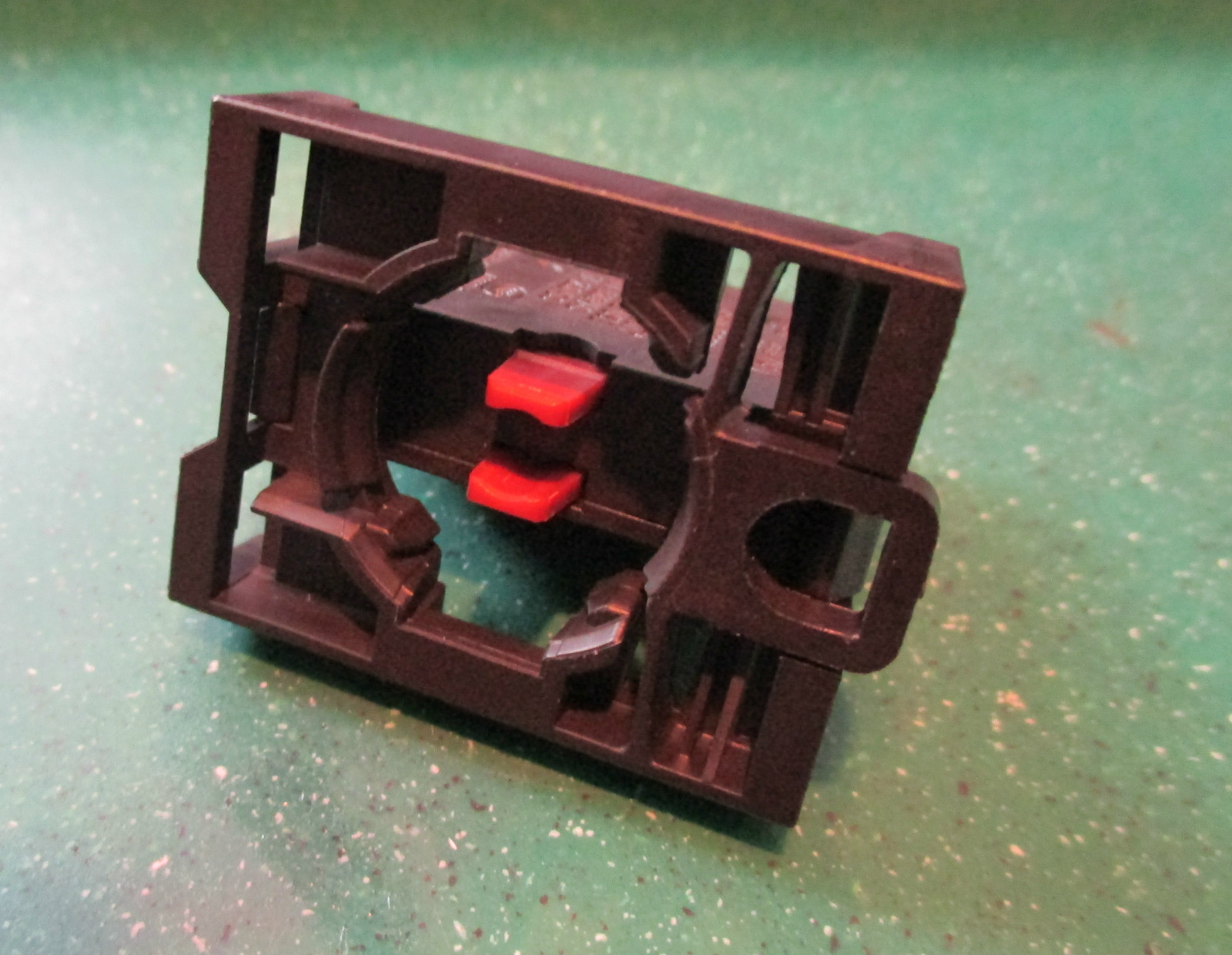 NEW EATON MOELLER PUSH BUTTON CONTACT BLOCK M22-K01, 10A 600VAC, 1A ...