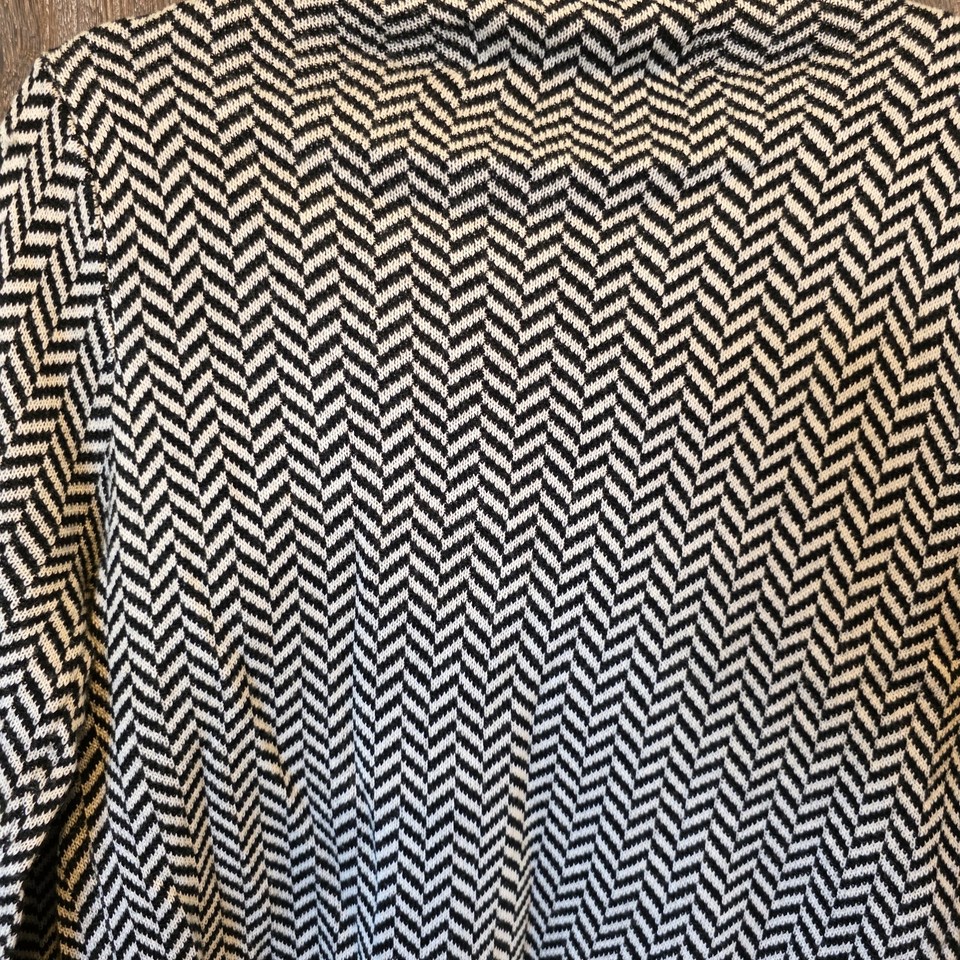 Oona & Maud Anthropologie Sweater Women's Size Small Black & White ...