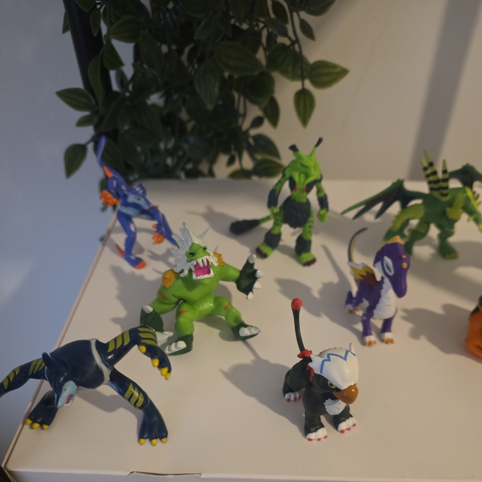 Invizimals:Toy figures /Invizimals bundle of 10 | eBay UK