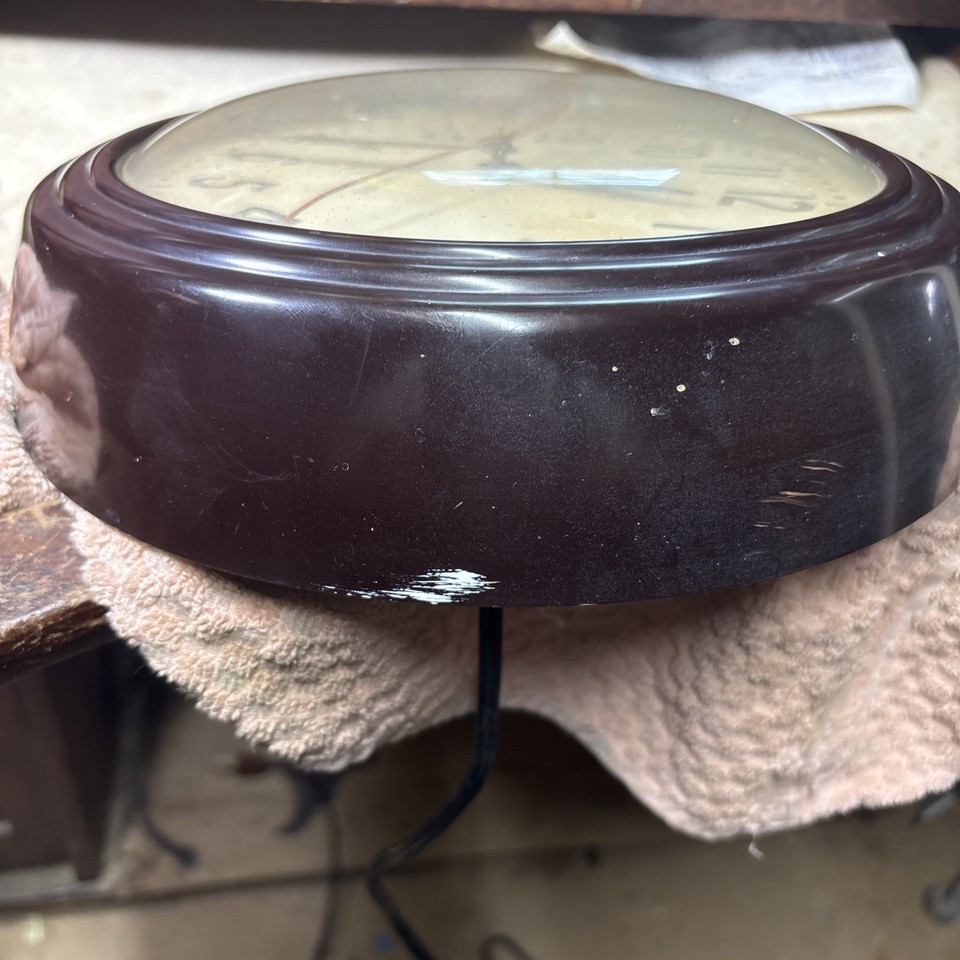 Vintage Brown Bakelite General Electric 11" Red Eye Wall School Clock 1 ...