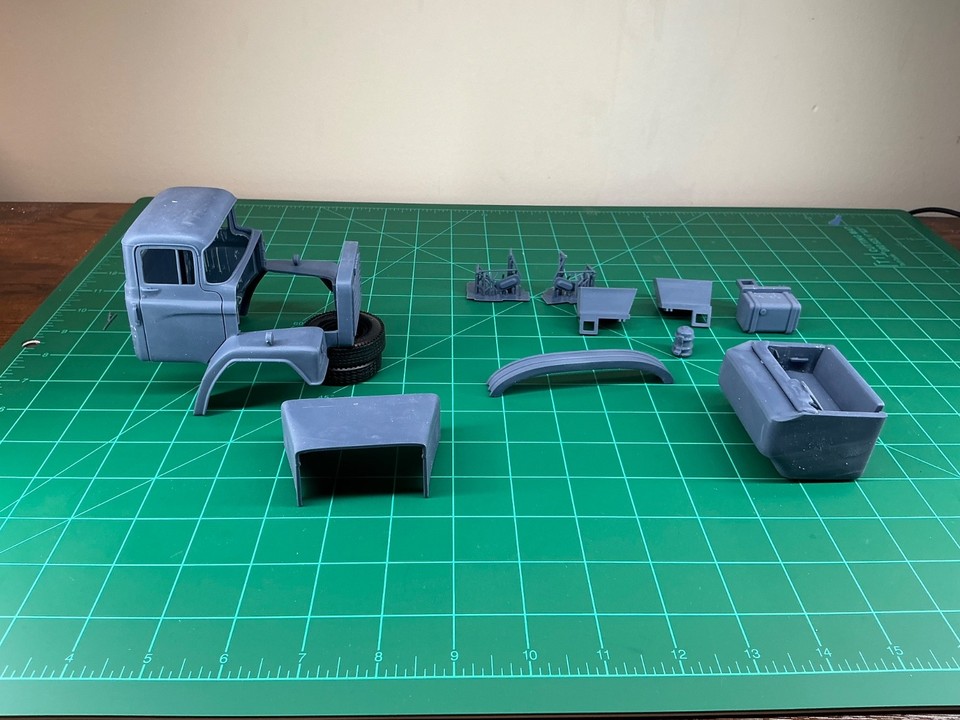 1/25th scale 3d printed resin FWD Forward Mover cab by Nahuel Customs ...