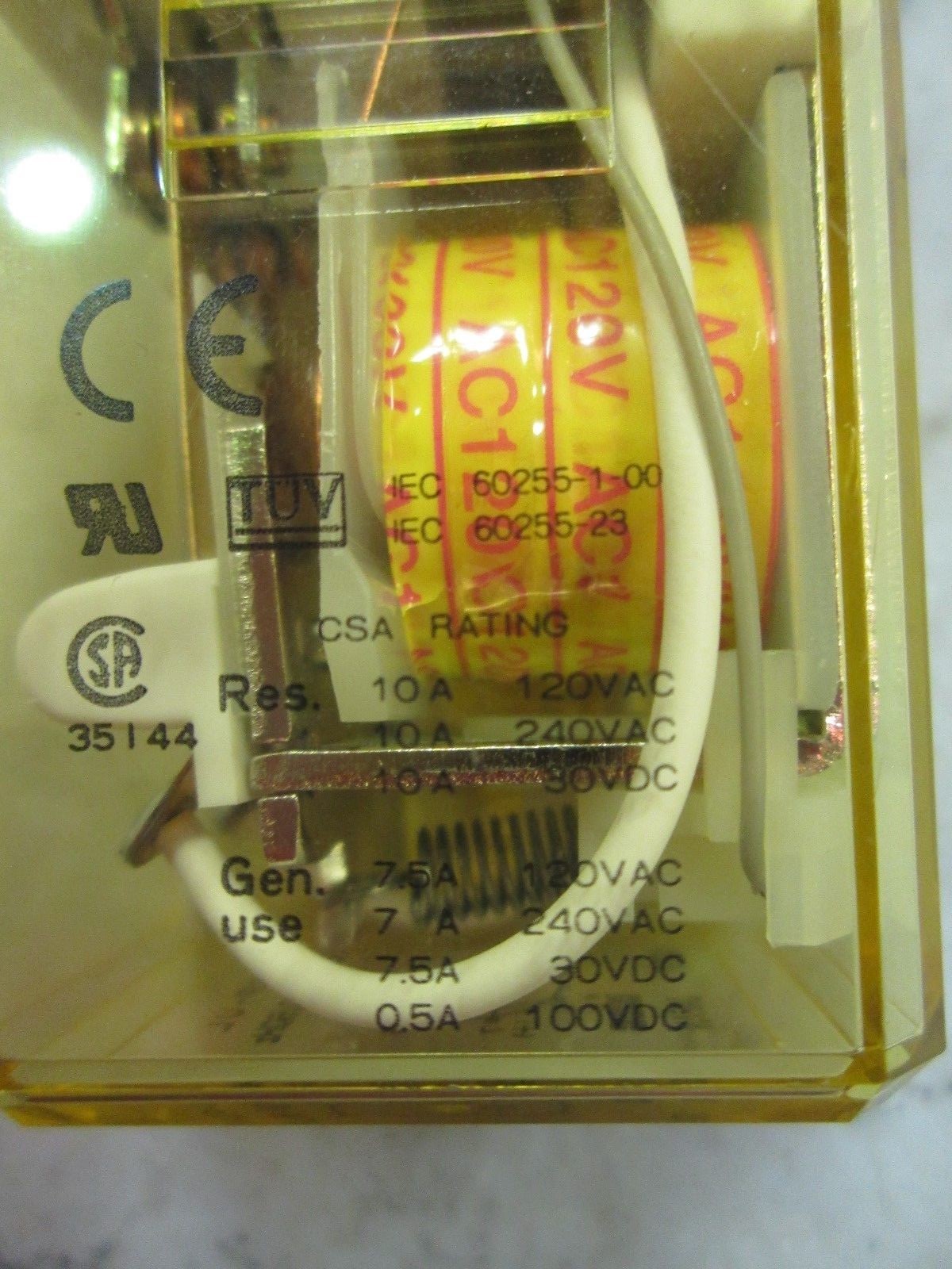 Idec Relay RR2P-UL Includes #SR2P-06 Relay Socket 10A 300V (New) | eBay