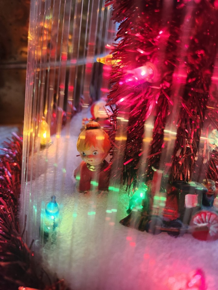 Vintage Kitschy Fishing Line Tinsel Christmas Tree | eBay