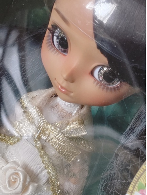 Pullip Eclata P-253 H310mm ABS Action Doll Tan Skin Wedding Dress Groove for sale online | eBay