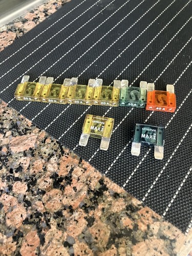 Assorted Lot of 8 Maxi Fuses 20 amp thru 60 amp - USED Free Shipping | eBay