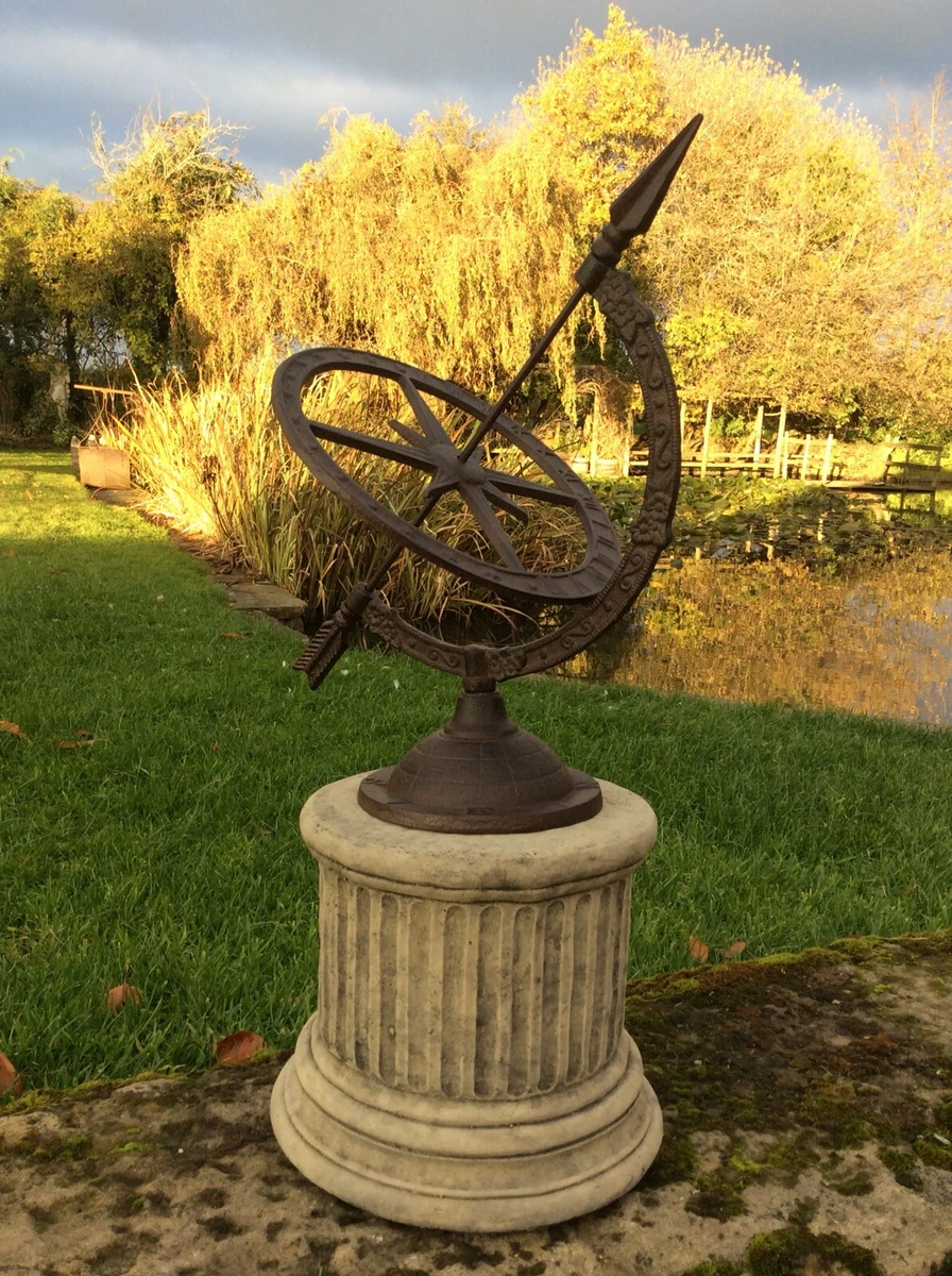 Garden Sundial Plinth | Fasci Garden