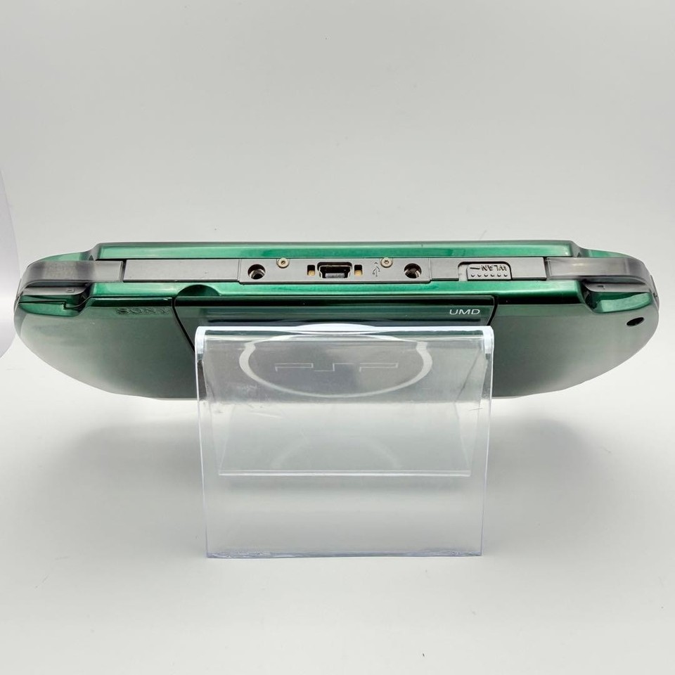PSP Playstation Portable Spirited Green PSP 3000SG Sony console di ...