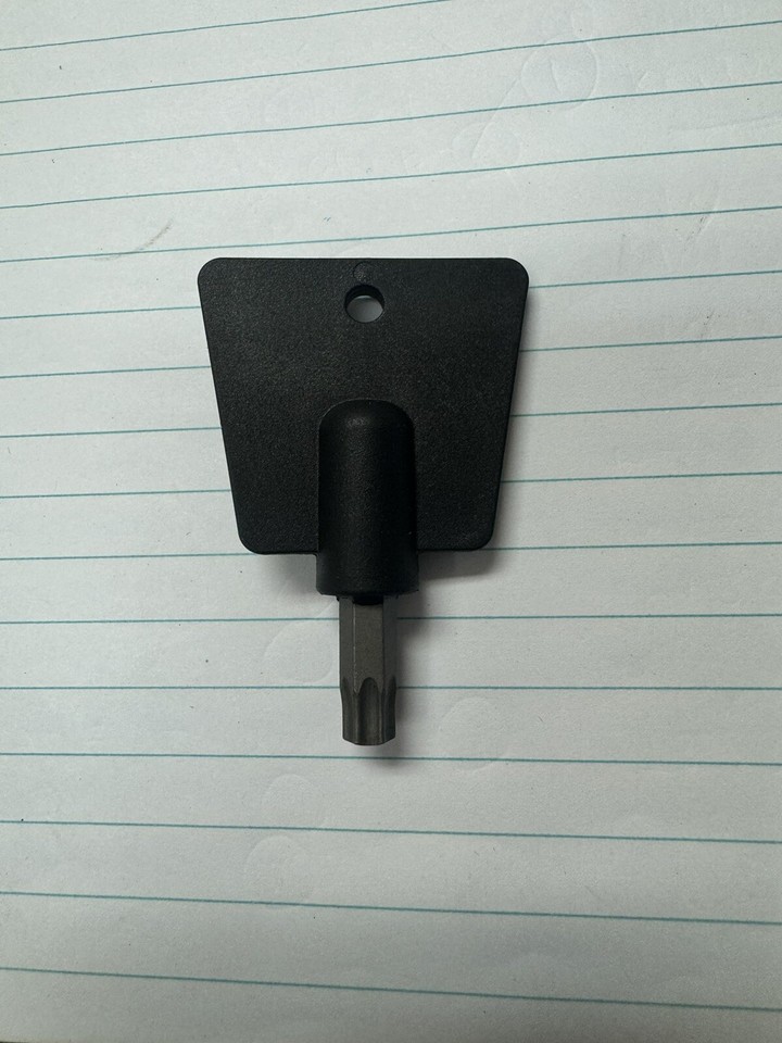 Dresser Wayne 001-202022- Ovation and Vista Bezel Door Key | eBay