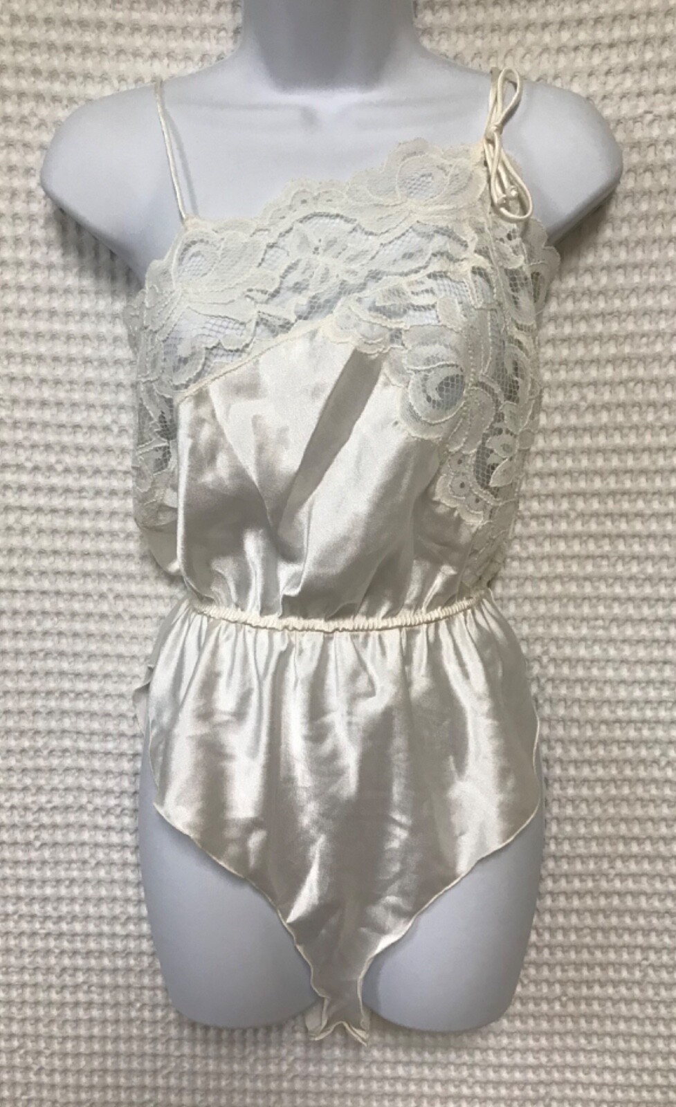 Vintage Blanche Small White Satin Lace Teddy Romper B… - Gem