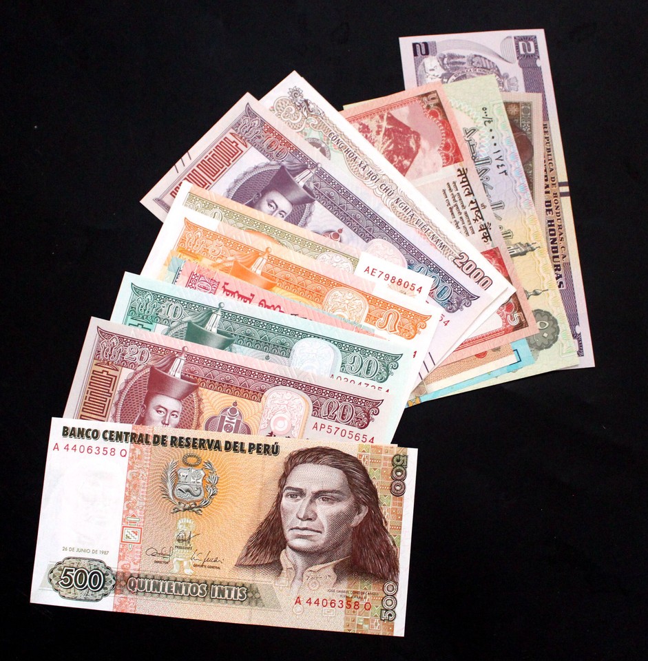 100 Foreign Paper Money 50 Countries World Banknotes With Currency ...