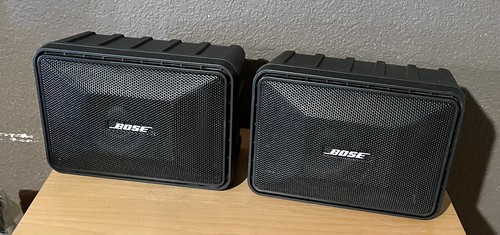 (2) Bose Model 101 Series Music Monitor Indoor/Outdoor Speakers ...