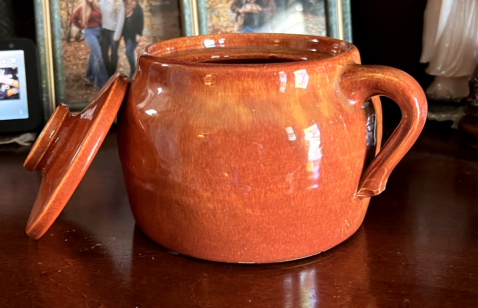 Vintage ceramic bean pot classic early american design beautiful ...