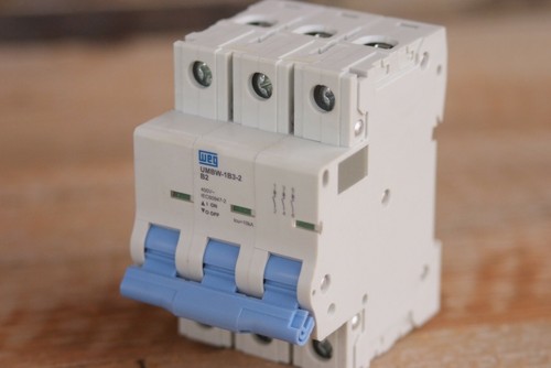Weg UMBW-1B3-2 Circuit Breaker 3 Pole MCB 1077 480VAC B 3P 2A | eBay