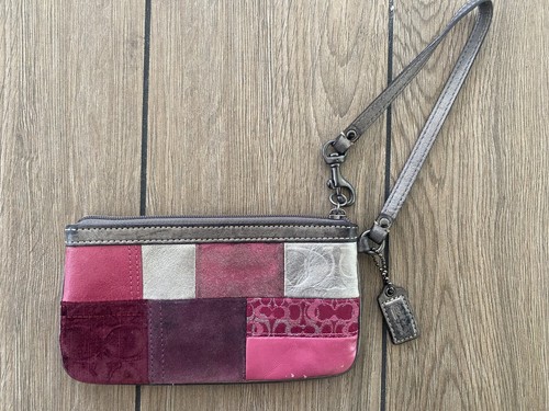 COACH Wristlet - Pink Patchwork Wallet / Clutch +FAST SHIPPING! | eBay