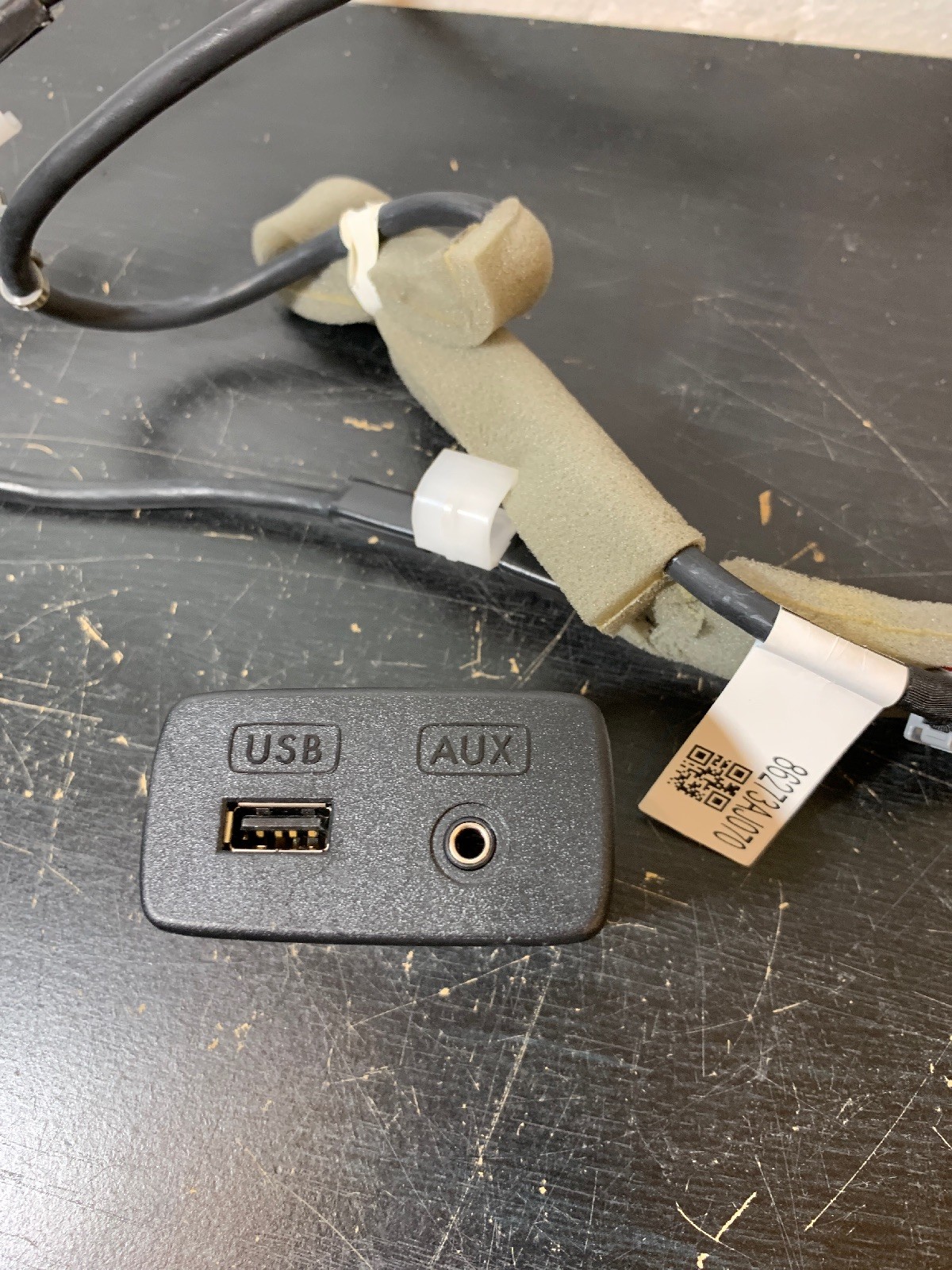 2013 2014 Subaru Legacy Outback AUX USB Port With Harness OEM | eBay