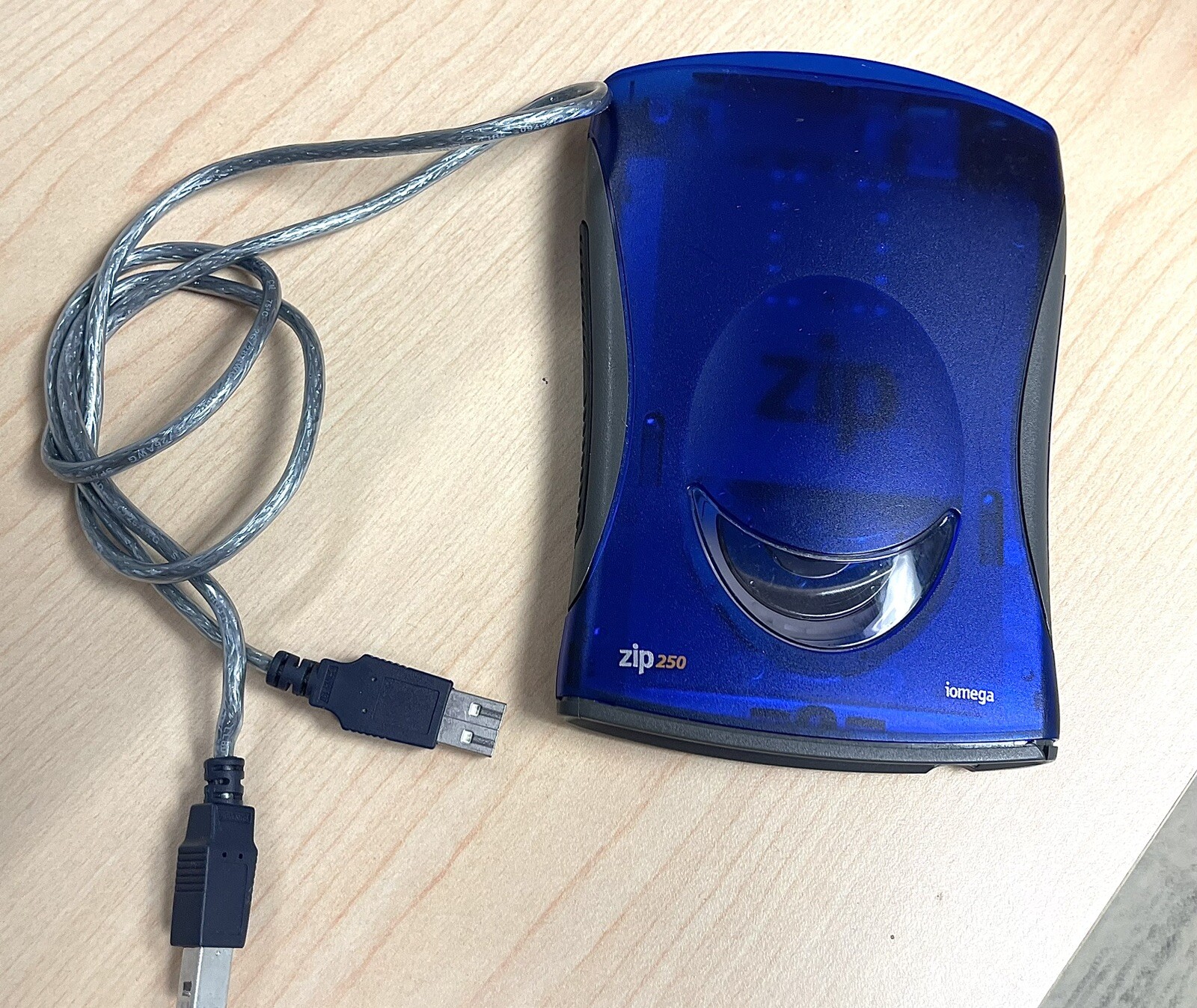 Genuine Iomega Zip 250 Zip Drive [ Z250USBPCM ] No Power Supply | eBay