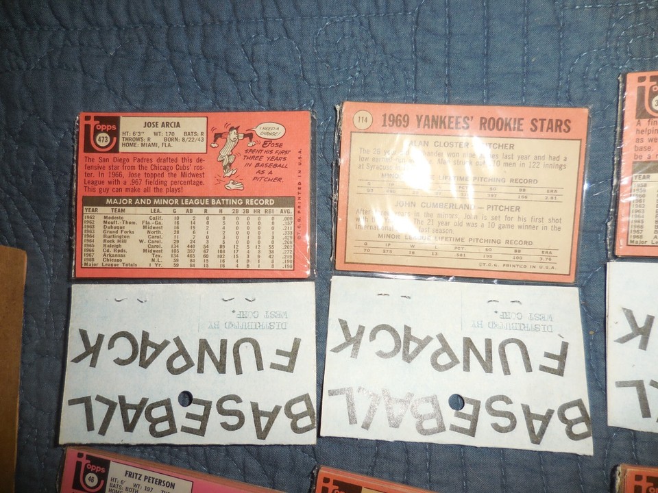 Box of 1969 Topps Baseball West Corp Cello Fun Pack 20 Packs 200 Cards ...