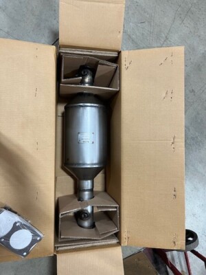 Diesel Particulate Filter (DPF) for 2007-2008 Chevrolet Express 3500 ...