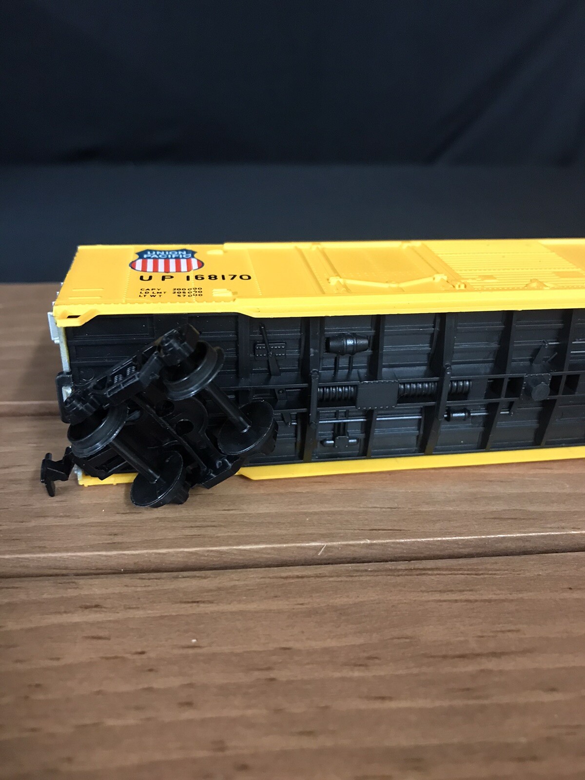 Mehano HO Scale Union Pacific UP 168170 Plug Regular Door Box Train Car ...