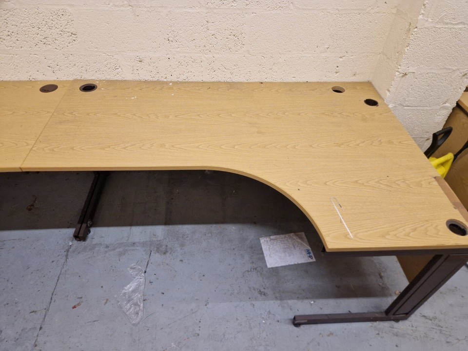 4 x Curved/L Shaped Office Desk - steel frame | eBay UK