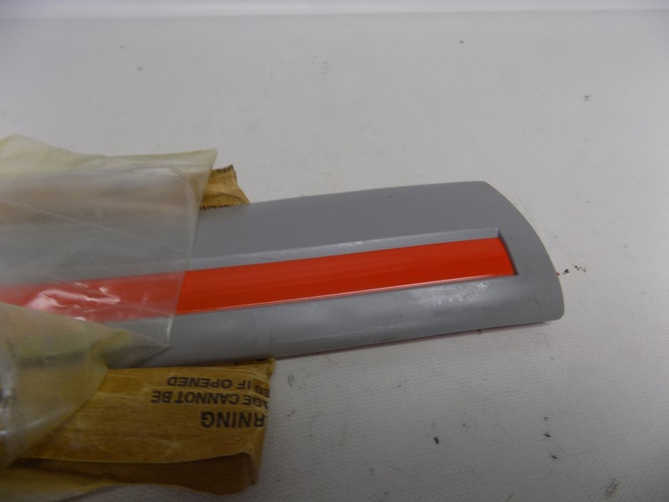 New OEM 1991-1994 Ford Explorer Left Quarter Panel Body Side Moulding ...
