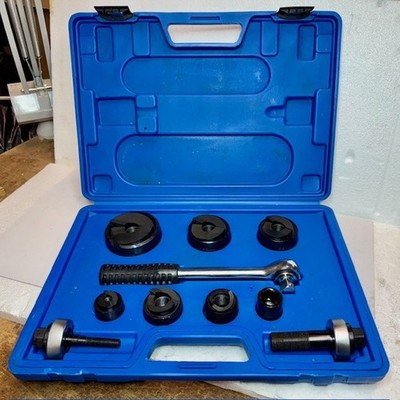 Ratchet Drive Screw Punch Set METRIC (Knockout punches) (SHOP SOILED EX ...