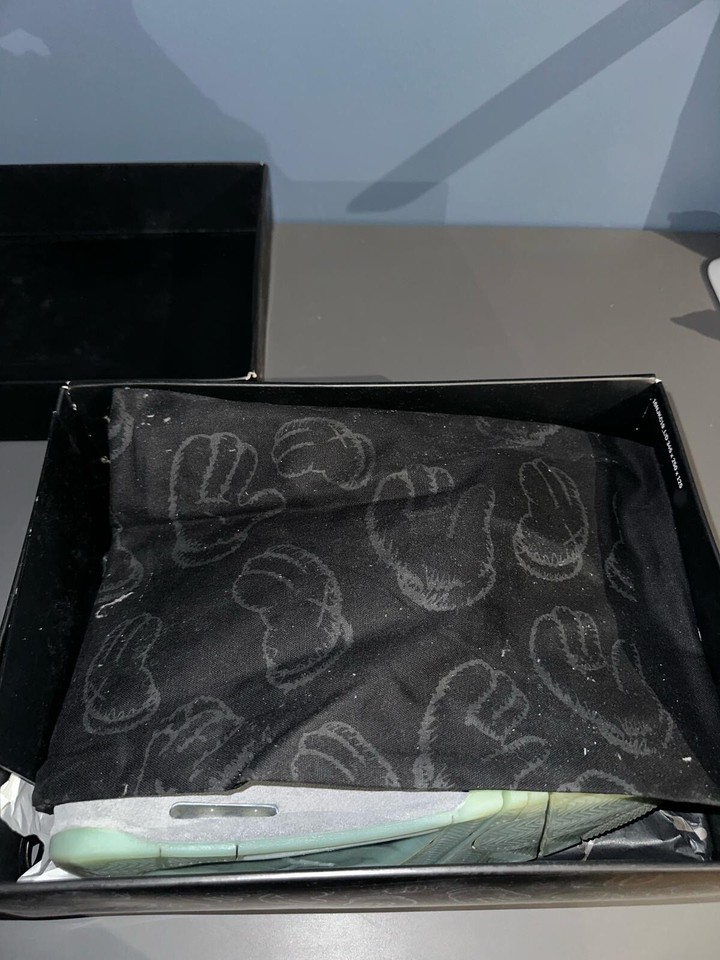 Nike Air Jordan 4 Retro Kaws | eBay