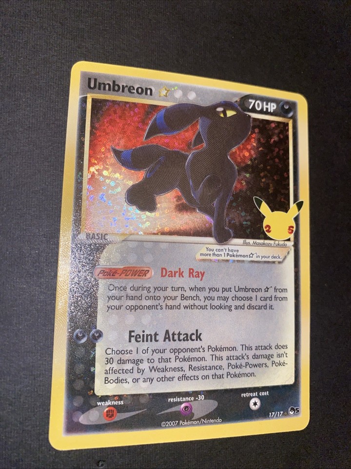 Umbreon #17/17 Celebrations NM/Near Mint Pokemon 2021 - PSA 10 WORTHY ...