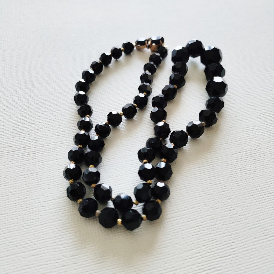 Vintage Multi Faceted Cut Black Jet GLASS Beaded Necklace 22 inches ...