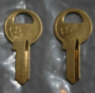 X2201-X2400 2-Replacement Keys Master Padlock Lock Cut To Key Code ...