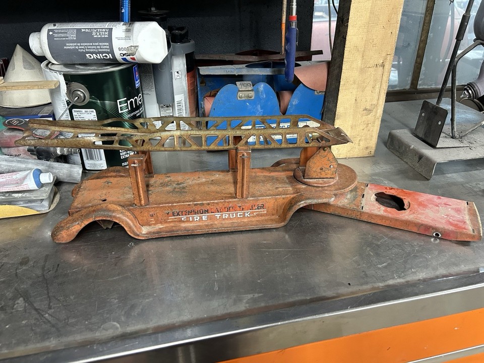 Vintage 1950's Buddy L Extension Ladder Fire Truck No.3 Red 28” Long No ...