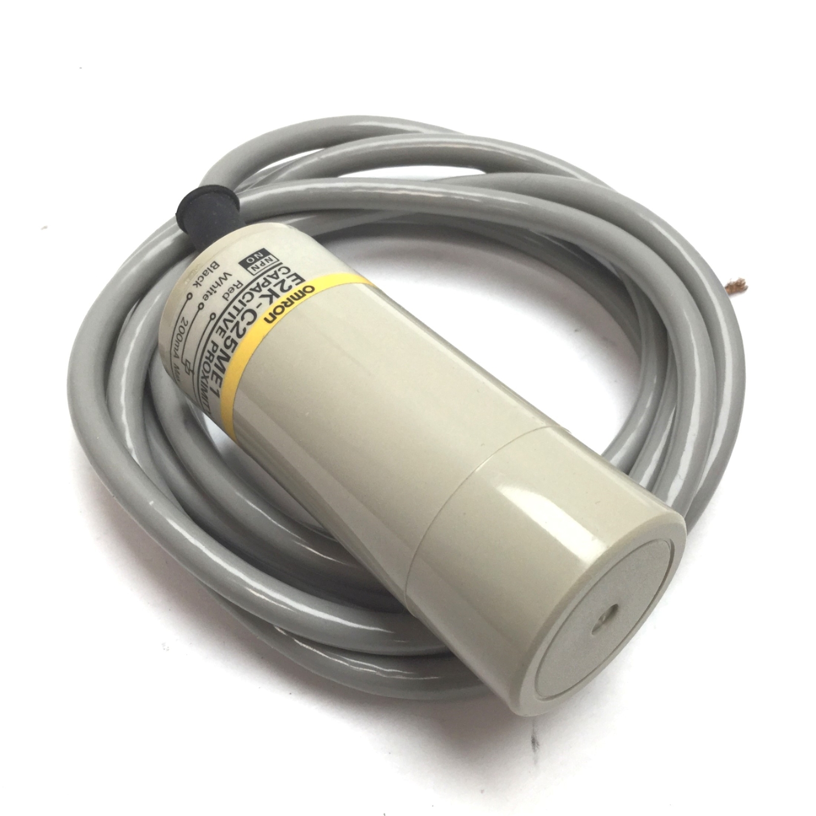 Omron E2K-C25ME1 Capacitive Proximity Sensor Switch, 10-40VDC, 3-25mm ...