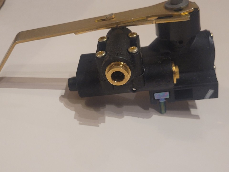 Link Manu. Service Leveling Valve 2607244C94 Series 1501 Brand New/Free ...