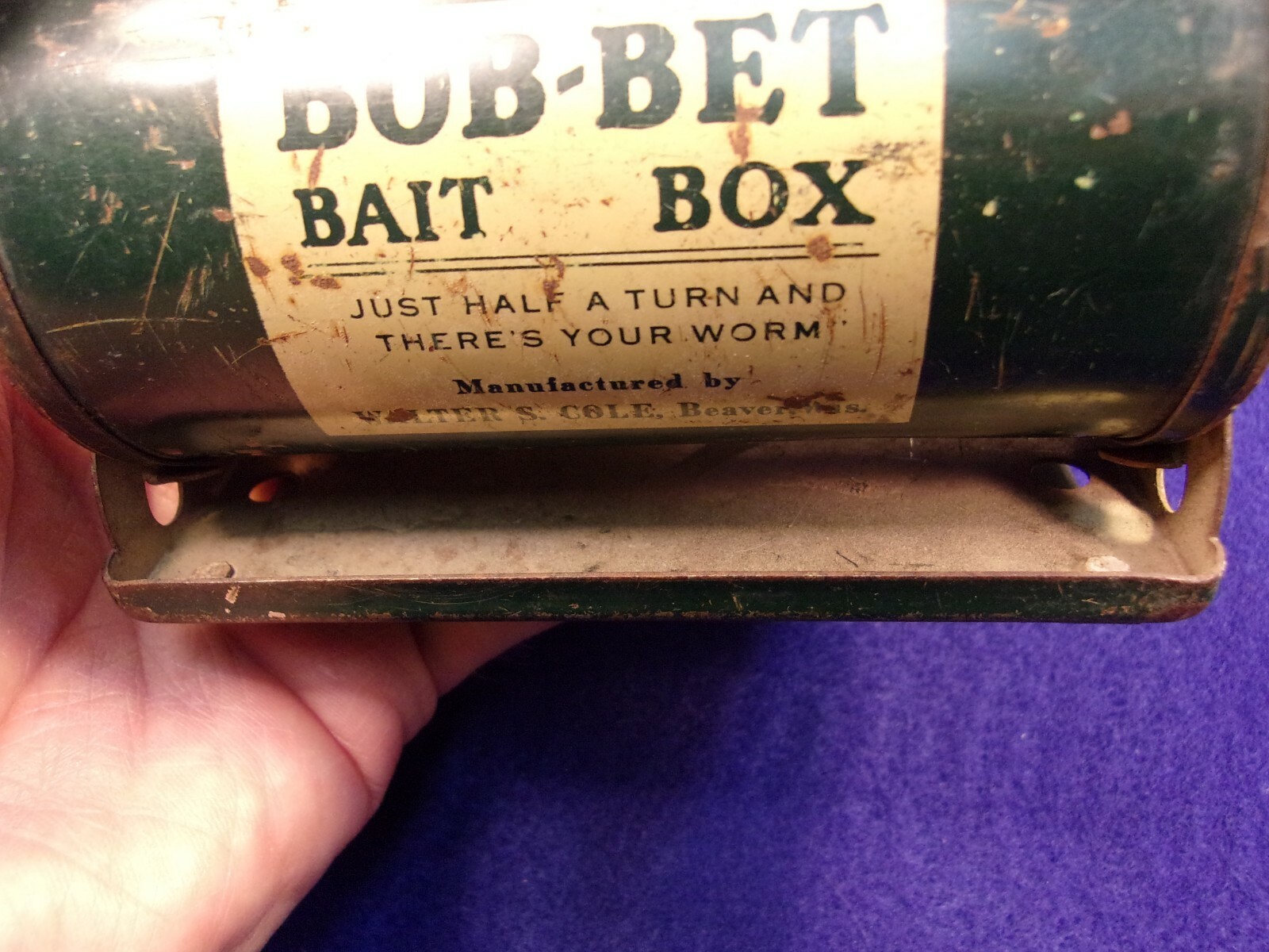 AWESOME VTG ANTIQUE? "BOB-BET BAIT BOX" (FOR WORMS) WALTER S. COLE ...