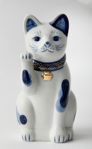 Japanese Hand Painted Lucky Cat SETO Maneki Neko 14.5cm Right-Hand Blue ...
