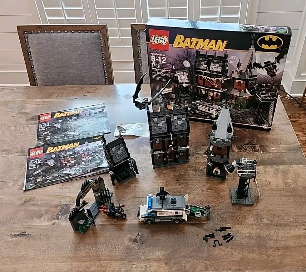 Lego Batman 7785 Arkham Asylum 2006 COMPLETE with Box & Minifigures ...