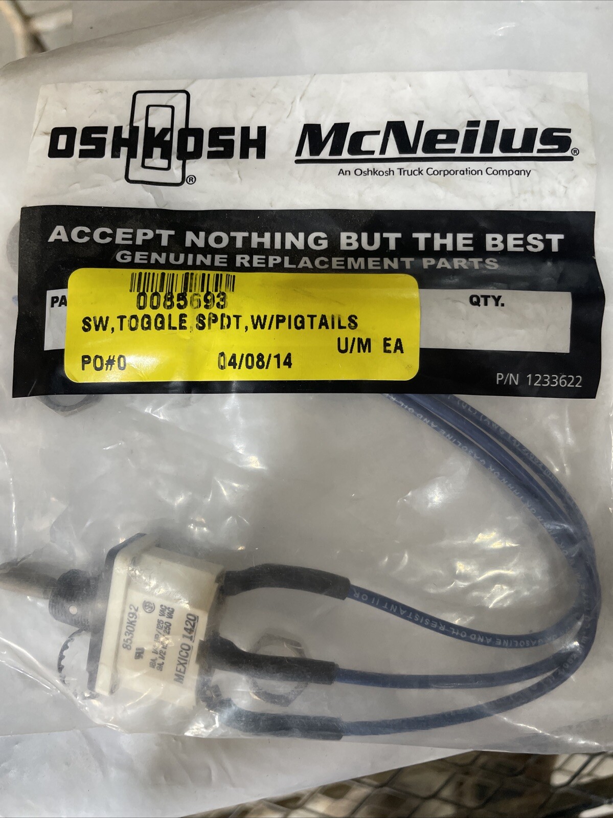 McNeilus MTM 0085693 Toggle Switch with Pigtails | eBay