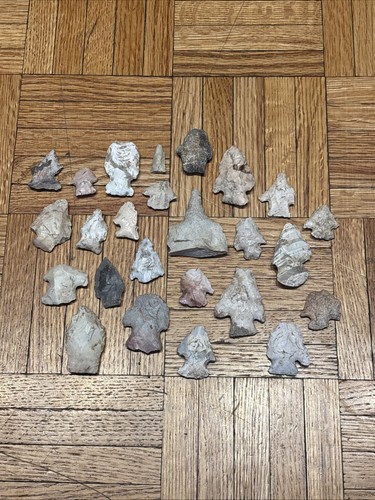 Lot of (25) Native American Worked Flint Stone Tools Points Arrowheads ...