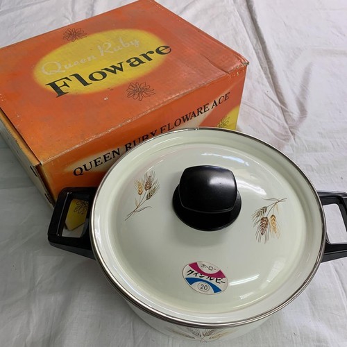 Queen Ruby Pot Floware Ace two-handed 20x10cm/7.87x3.93" Enamel Queen ...