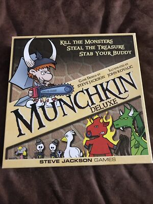 Steve Jackson Games Munchkin Deluxe Board Card Game SJG1483 EXCELLENT ...