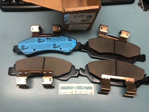 Genuine GM 84320501 Original Equipment Front Disc Brake Pad Set | eBay