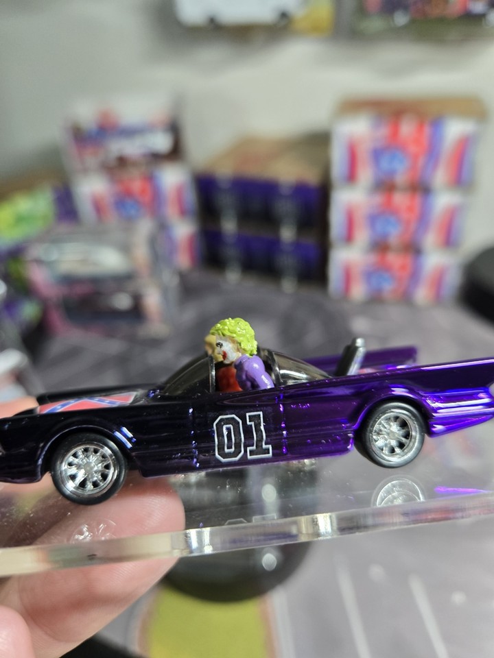 Hot Wheels Custom By Yohan BatmobiLee - stolen by Joker and Daisy Duke ...