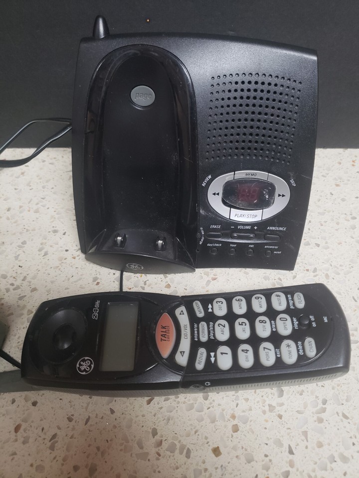 GE cordless 2.4 GHz pushbutton landline phone Black moderate used pre ...